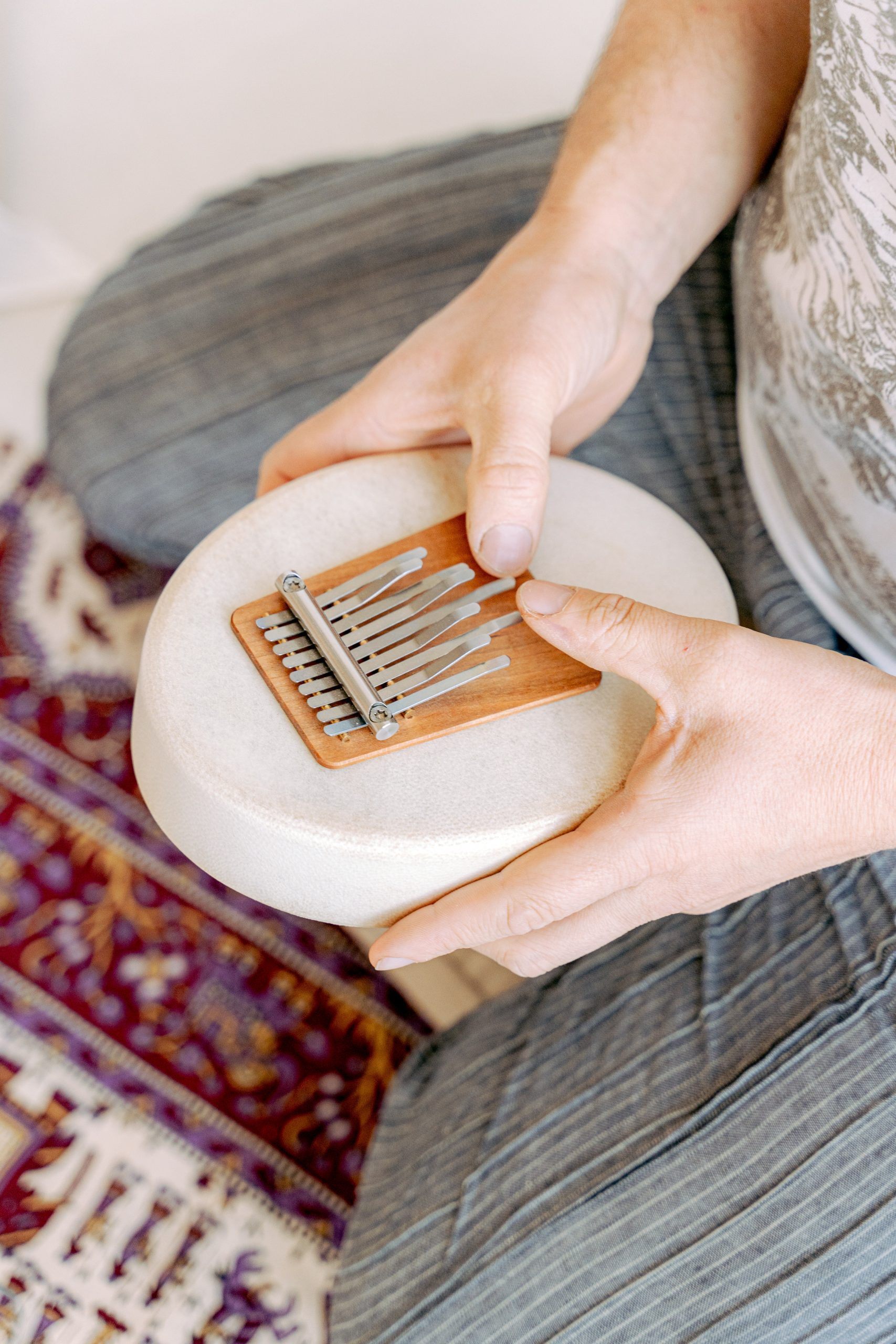 Pourquoi Jouer du Kalimba - Bienfaits Therapie - Thekalimba